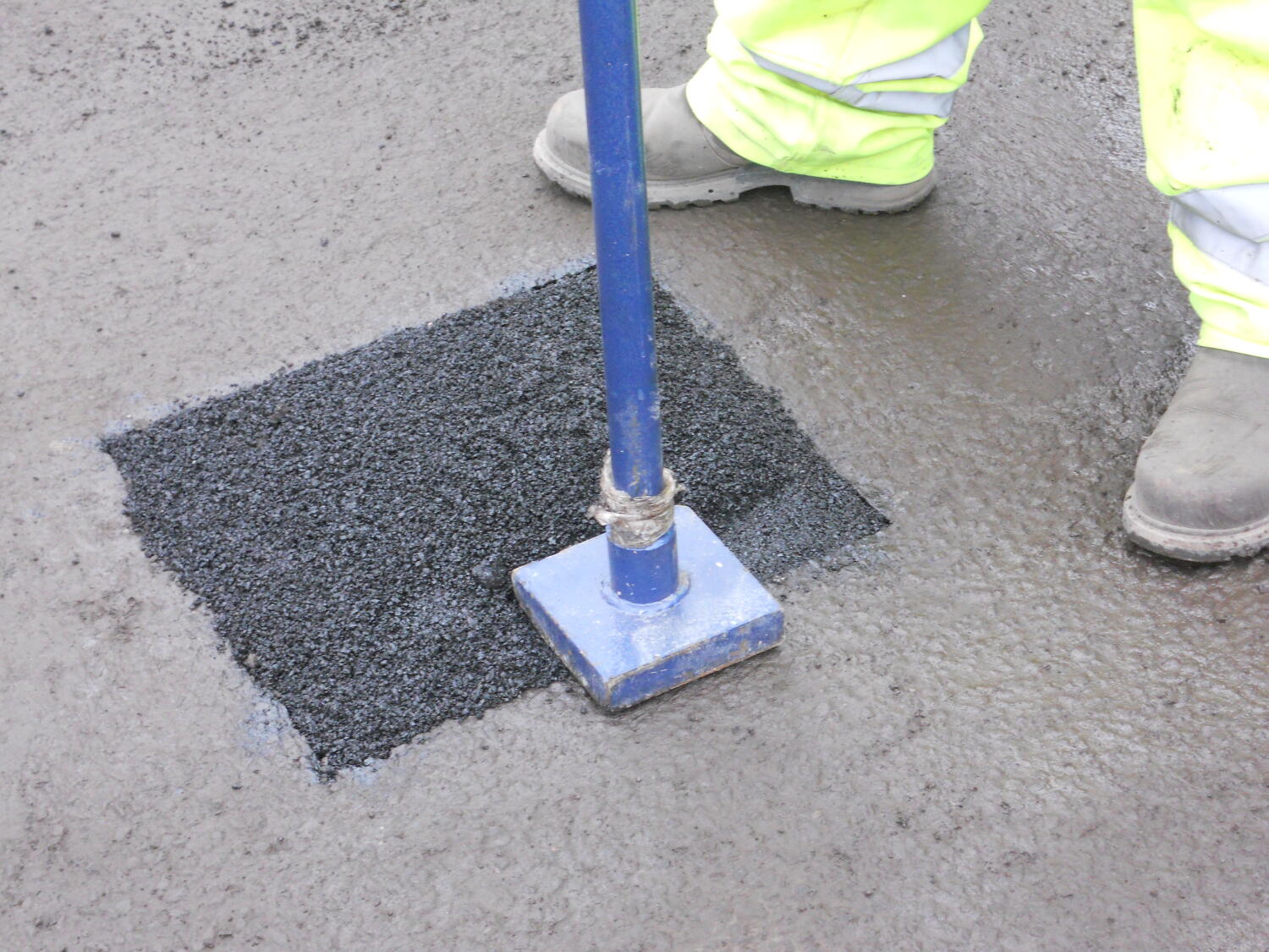 UltraCrete Permanent Pothole Repair 25kg - Element Shop